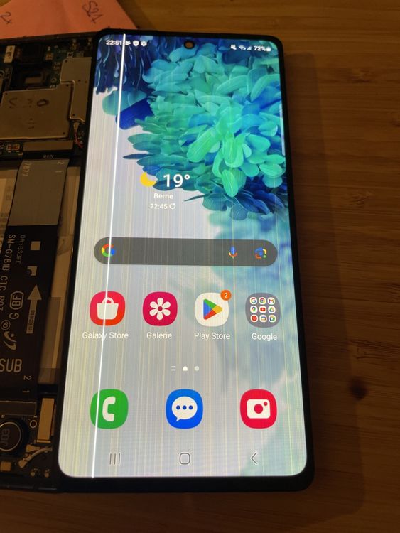 Samsung S20 FE Display - Flex OLED bad contact | Kaufen auf Ricardo
