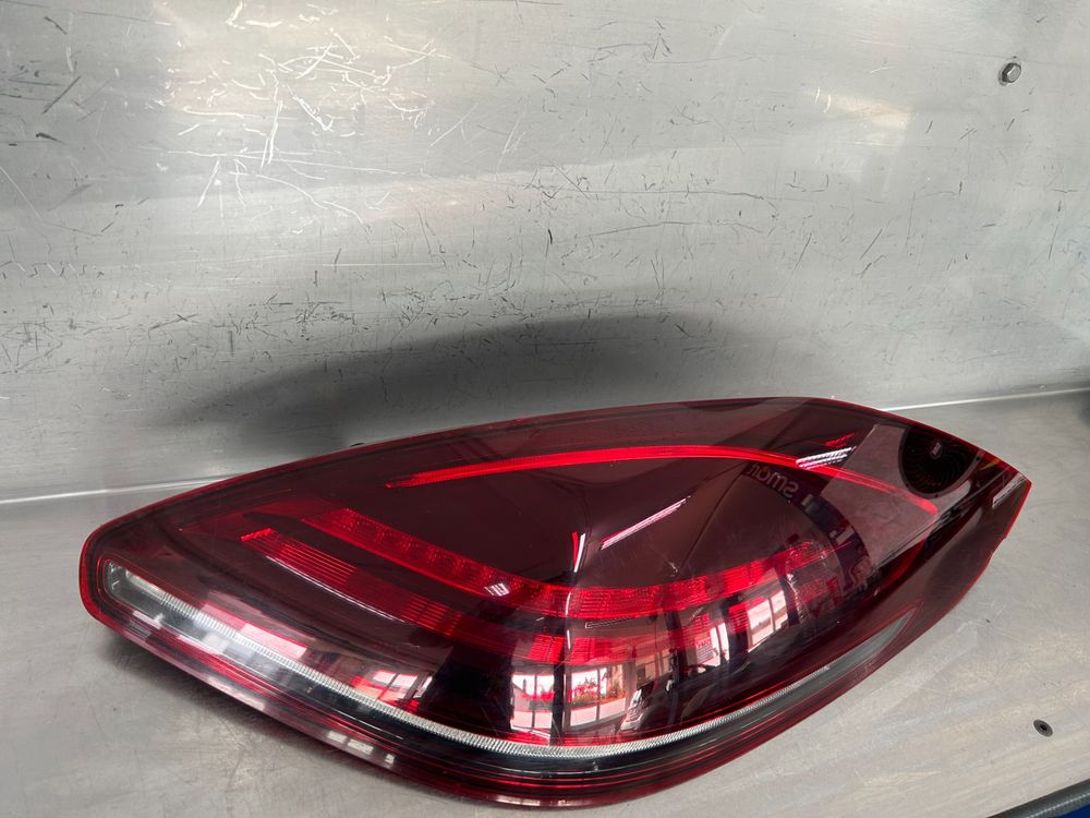 Porsche Panamera Heckleuchte 97063199203 hinten Rechts | Kaufen auf Ricardo