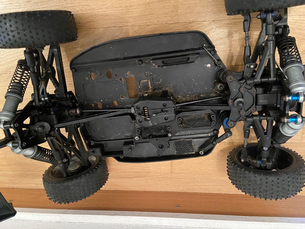 Rc buggy 1/8 und Ersatzteile Defekt ab 1.- | Kaufen auf Ricardo