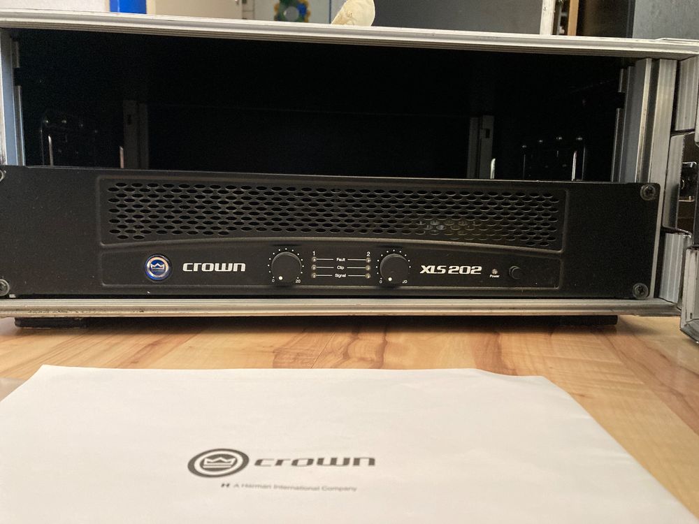 CROWN XLS 202 Power Amplifier Verstärker inkl Transportbox | Kaufen auf ...