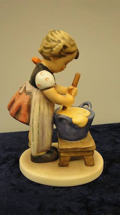 Hummelfigur, Die Bäckerin, Baking Day (Neu (gemäss Beschreibung)) in ...