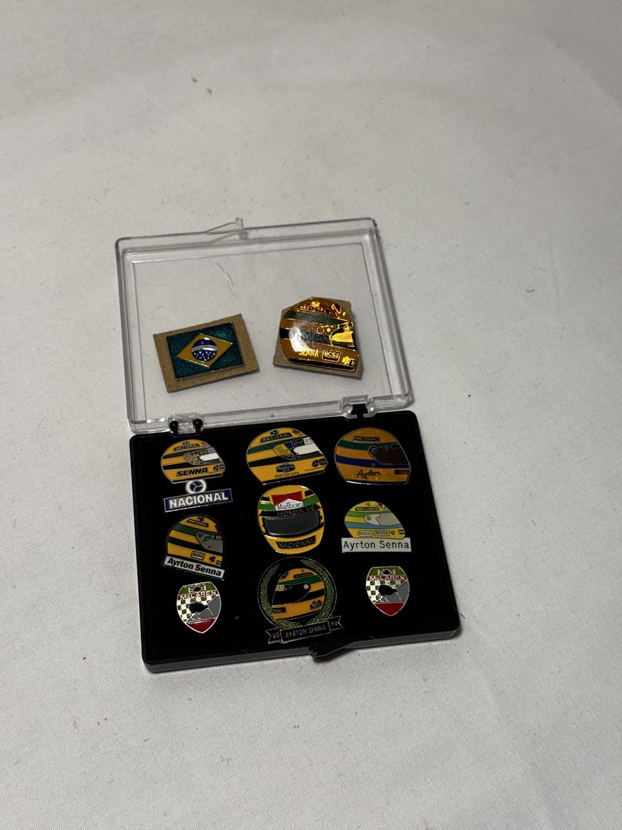 Ayrton Senna Pin Sammlung - Selten (Gebraucht) in Stüsslingen für CHF ...