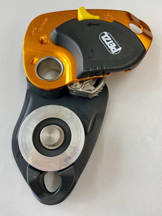 Petzl P51A PRO TRAXION Umlenkrolle mit Rücklaufsperre (Gebraucht) in ...