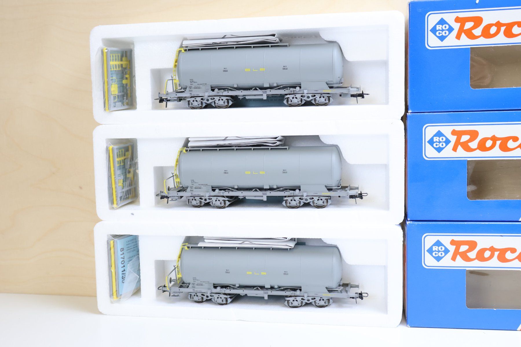 ROCO BLS 3 x Zementsilowagen 46498 - Neuwertig H0 (Gebraucht) in ...