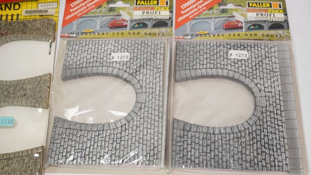 e8 Heki, Noch etc. verschiedene Tunnelportale | Kaufen auf Ricardo