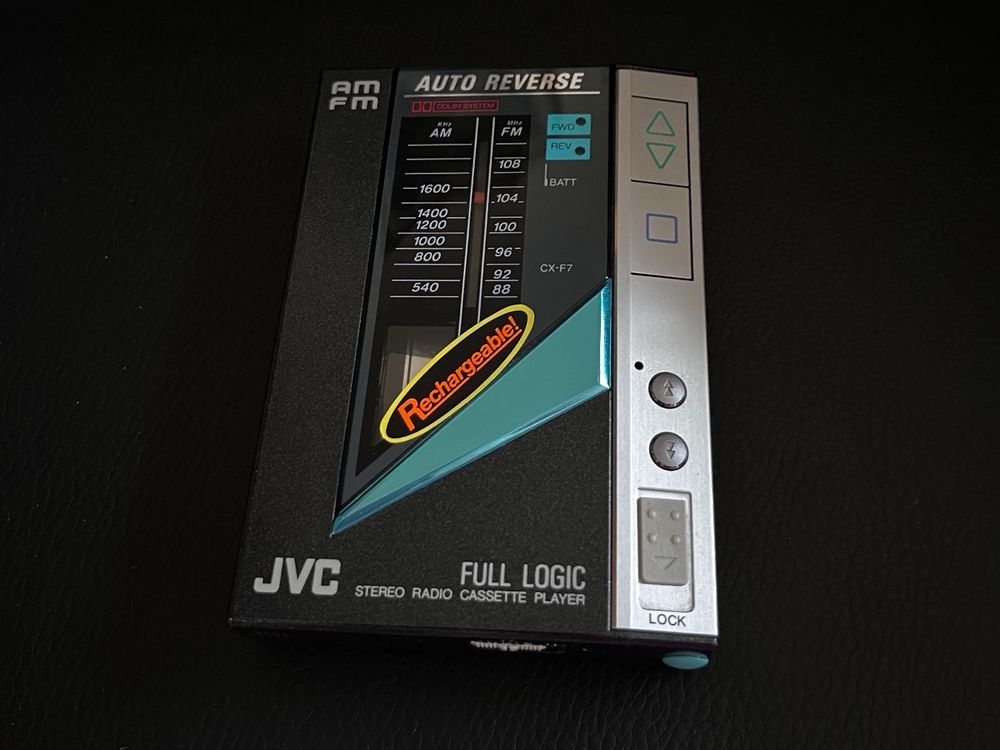 JVC AM-FM Radio Cassette Player CF-F7K (Gebraucht) in Niederhünigen für CHF 93 – mit Lieferung ...