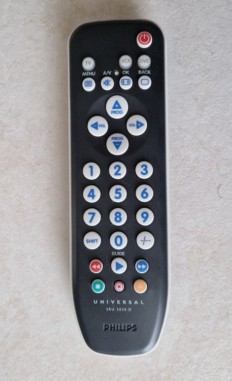 Télécommande universelle Philips SRU 3030 II (Gebraucht) in Villaz-St ...