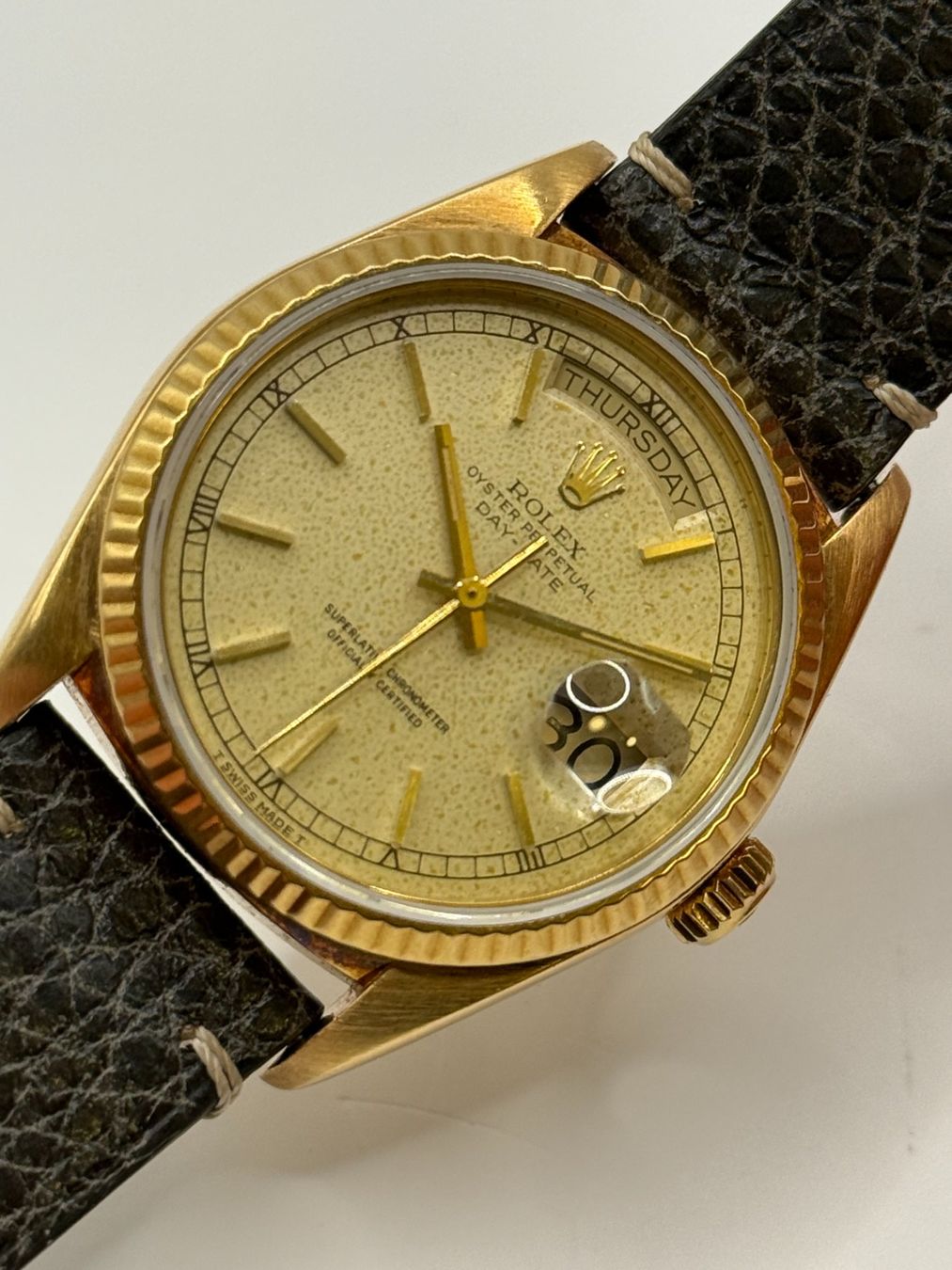 Rolex Day-Date 36 Or Jaune 18K – Réf. 18038 (1984) (D'occasion) à ...