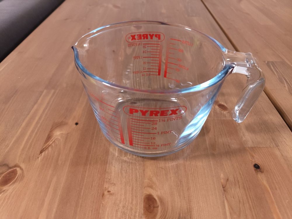 Pyrex Measuring Cup Jug 1L (Gebraucht) in Zürich für CHF 5 – nur ...