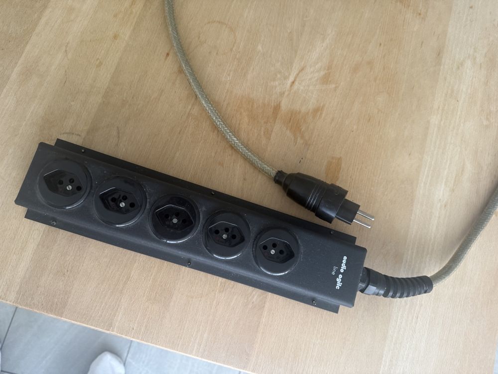 Audio Agile Line Netzleiste NE 835A, Top Zustand! (Gebraucht) in ...