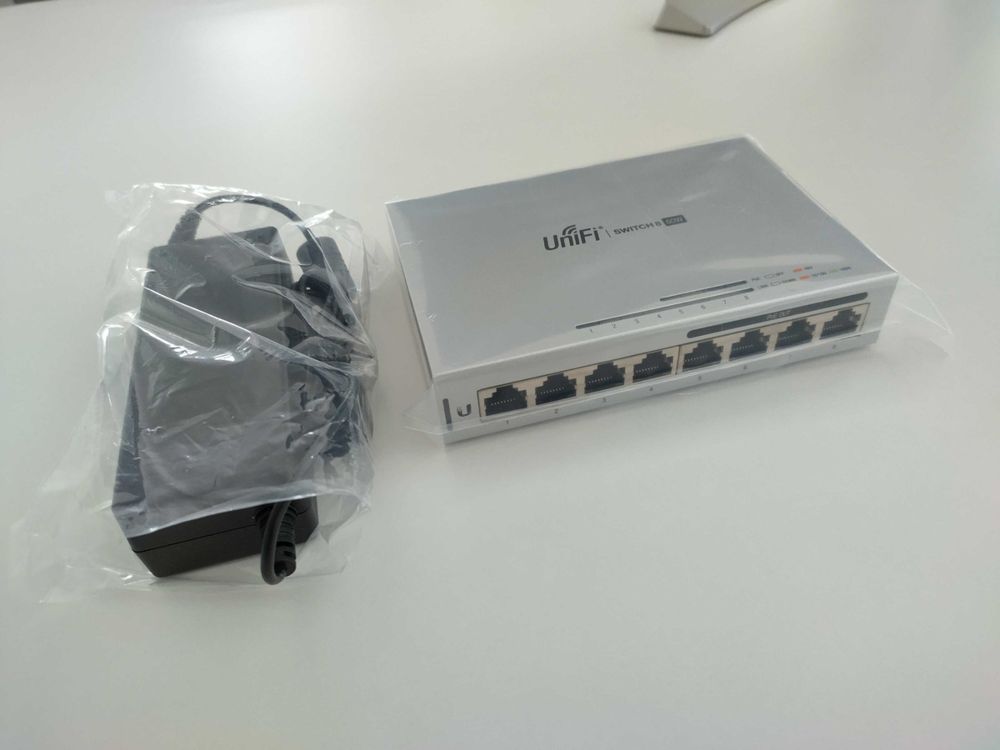 Ubiquiti US-8-60W PoE Switch (Neu (gemäss Beschreibung)) in Zürich für ...