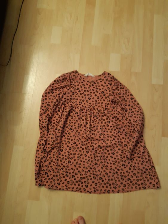 GAP +H&M, MÄDCHENKLEID, Gr. 140, FÜR 10 Jährige 2stk (Gebraucht) in Sachseln für CHF 5 – mit ...