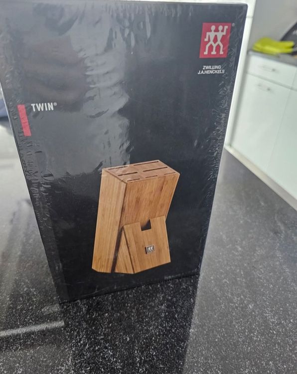 Zwilling Messerblock TWIN, neuwertig und ungebraucht! (Neu und originalverpackt) in Siebnen für ...