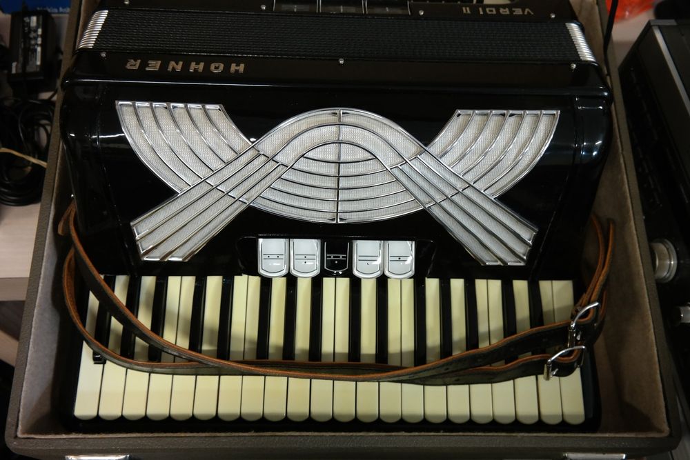 Hohner Verdi II Akkordeon 96 Bass | Kaufen auf Ricardo