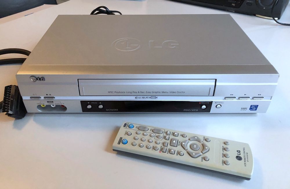 LC GC965NS Video Recorder VHS mit Fernbedienung. (Gebraucht) in Egg b ...