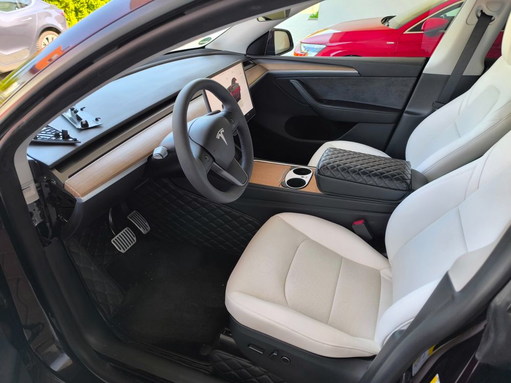 Tesla Model 3 - Y OEM Vordersitze mit belüfteter (Neu und ...