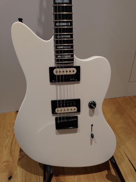 Fender Jim Root Jazzmaster (flat white) | Kaufen auf Ricardo