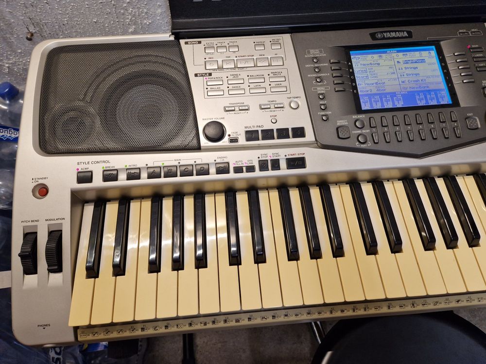 Keyboard Yamaaha-PSR 2000 (Gebraucht) in zürich für CHF 179 – nur ...