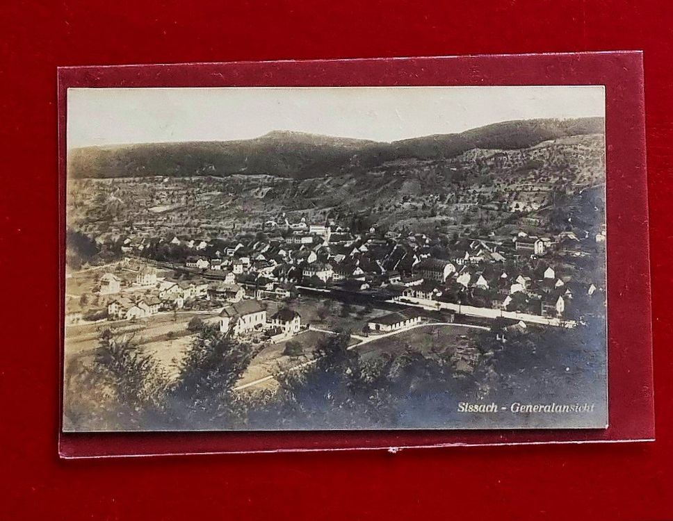 Sissach - Dorfansicht mit Bahnhof - Alte Ansichtskarte (Gebraucht) in Rothrist für CHF 7.8 – mit ...