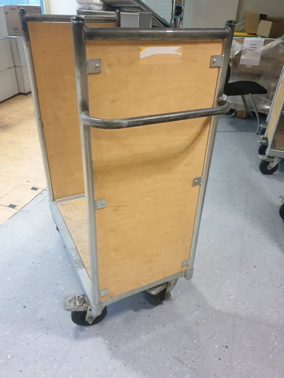 Industrie Rollwagen alt ( 7 Stück) (Gebraucht) in für CHF 302 – nur ...