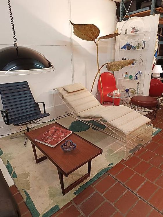 Vintage Liege Plexiglas Design (Gebraucht) in Zürich für CHF 2500 – nur ...