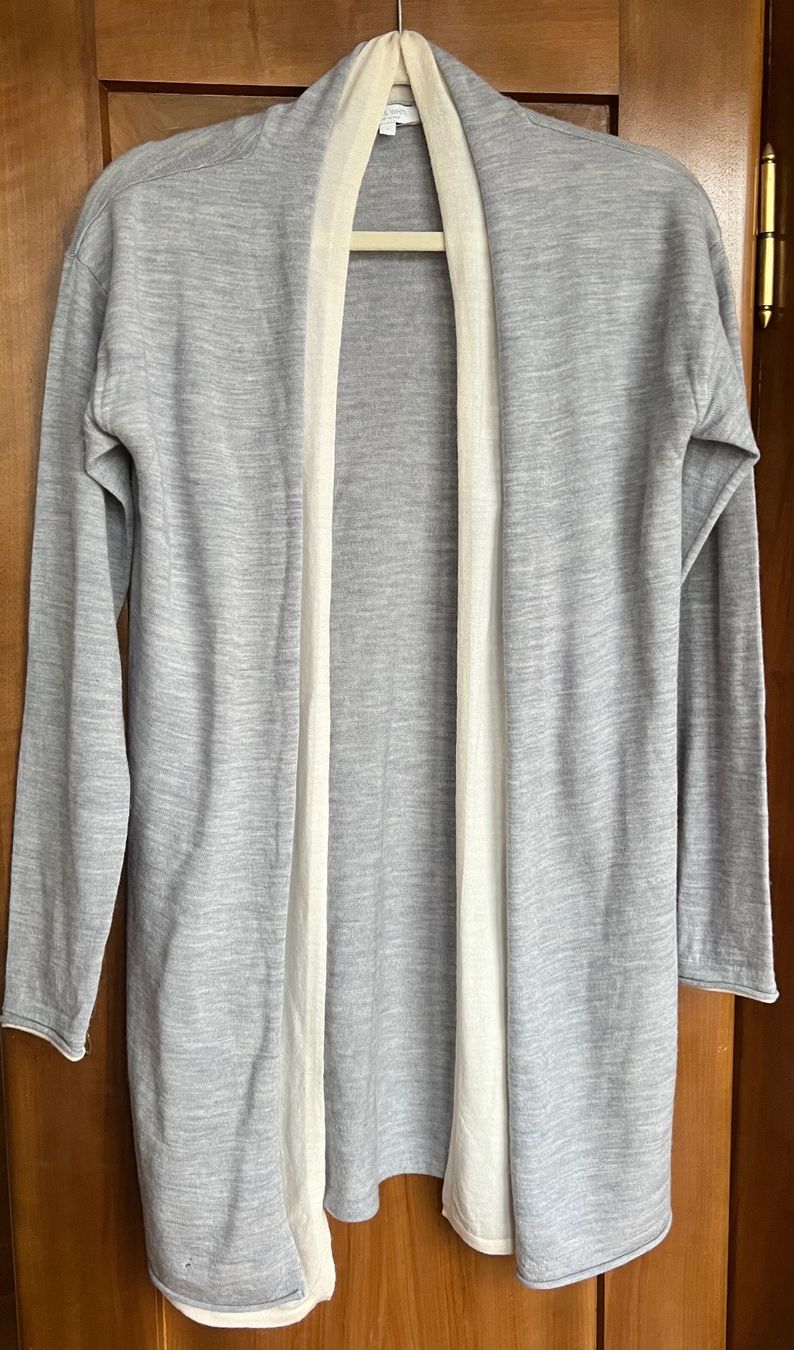 Strickcardigan Deane&White hellgrau mit weissen Einsätzen, G (Gebraucht ...