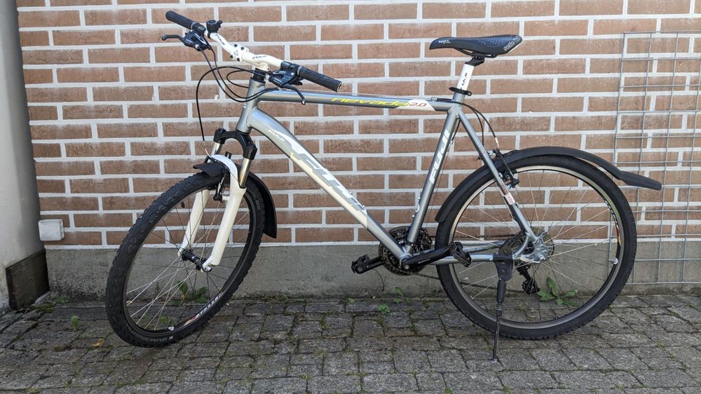 Velo Mountainbike Fuji Nevada 2.0 (Gebraucht) in Reiden für CHF 62 ...