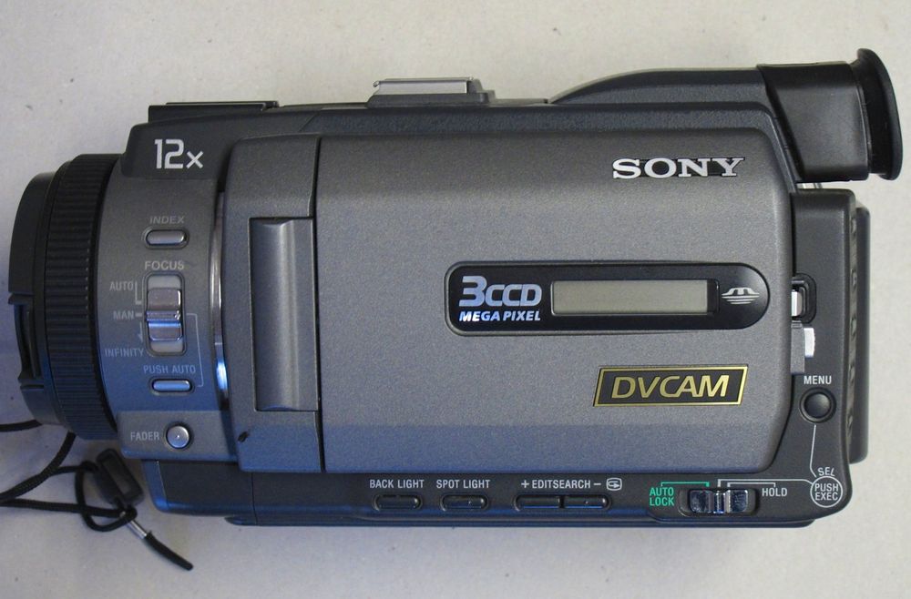 SONY DVCAM-Camcorder (Gebraucht) in Zürich für CHF 150 – mit Lieferung ...