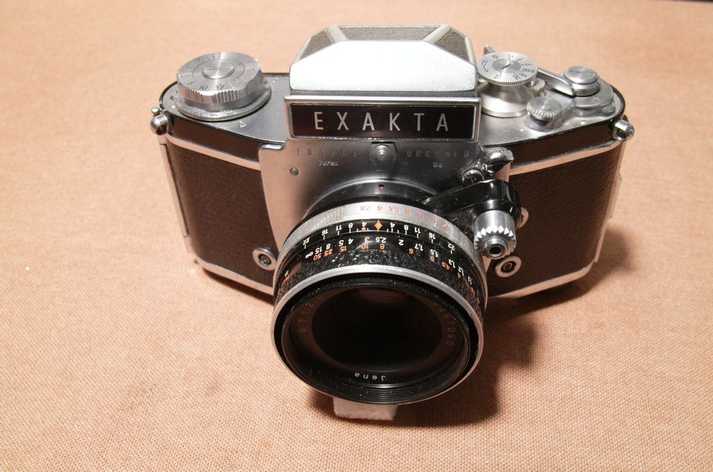EXAKTA KAMERA MIT OBJEKTIV (Gebraucht) in Zürich für CHF 30 – nur ...