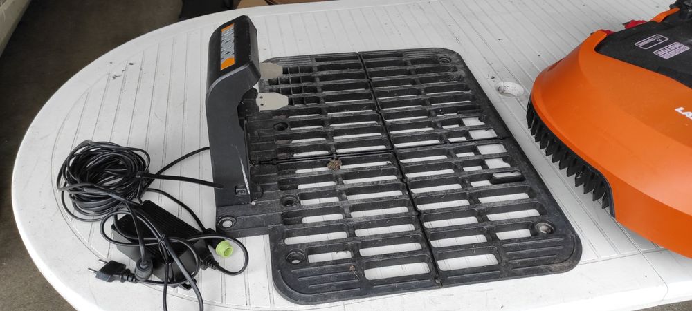 Mähroboter Landroid Worx L2000 WR155E (Gebraucht) in Arisdorf für CHF ...