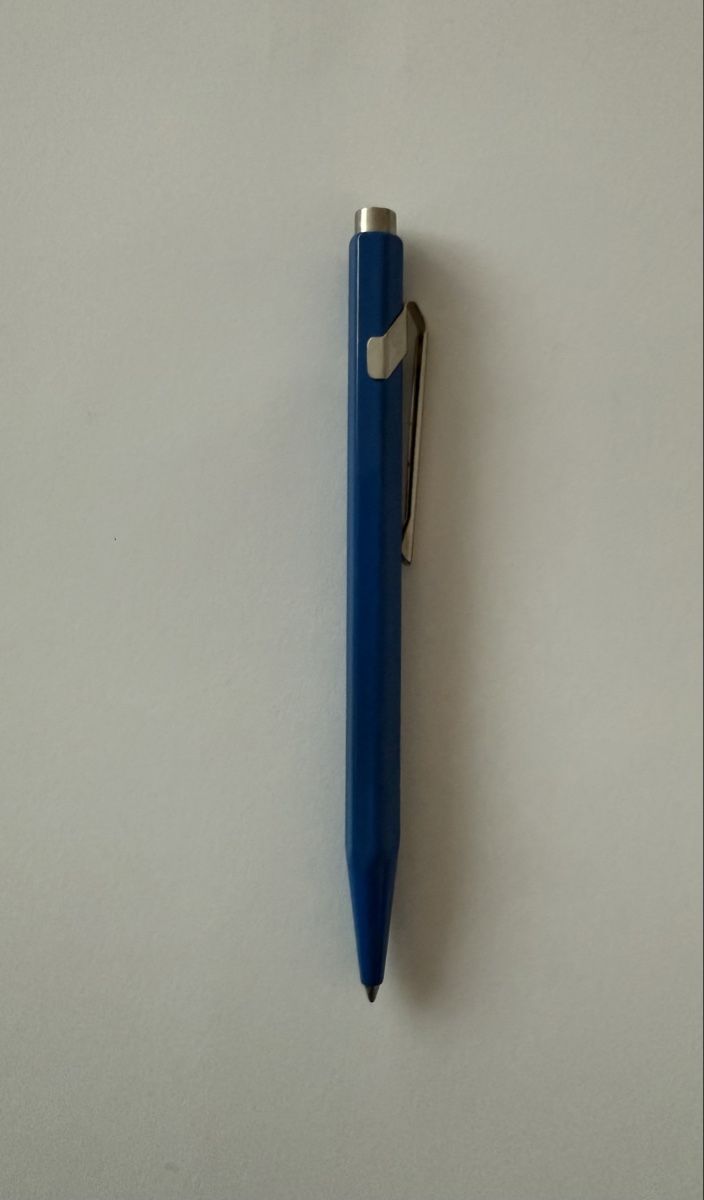 Caran d'Ache Kugelschreiber blau - Top Zustand! (Gebraucht) in Oetwil ...