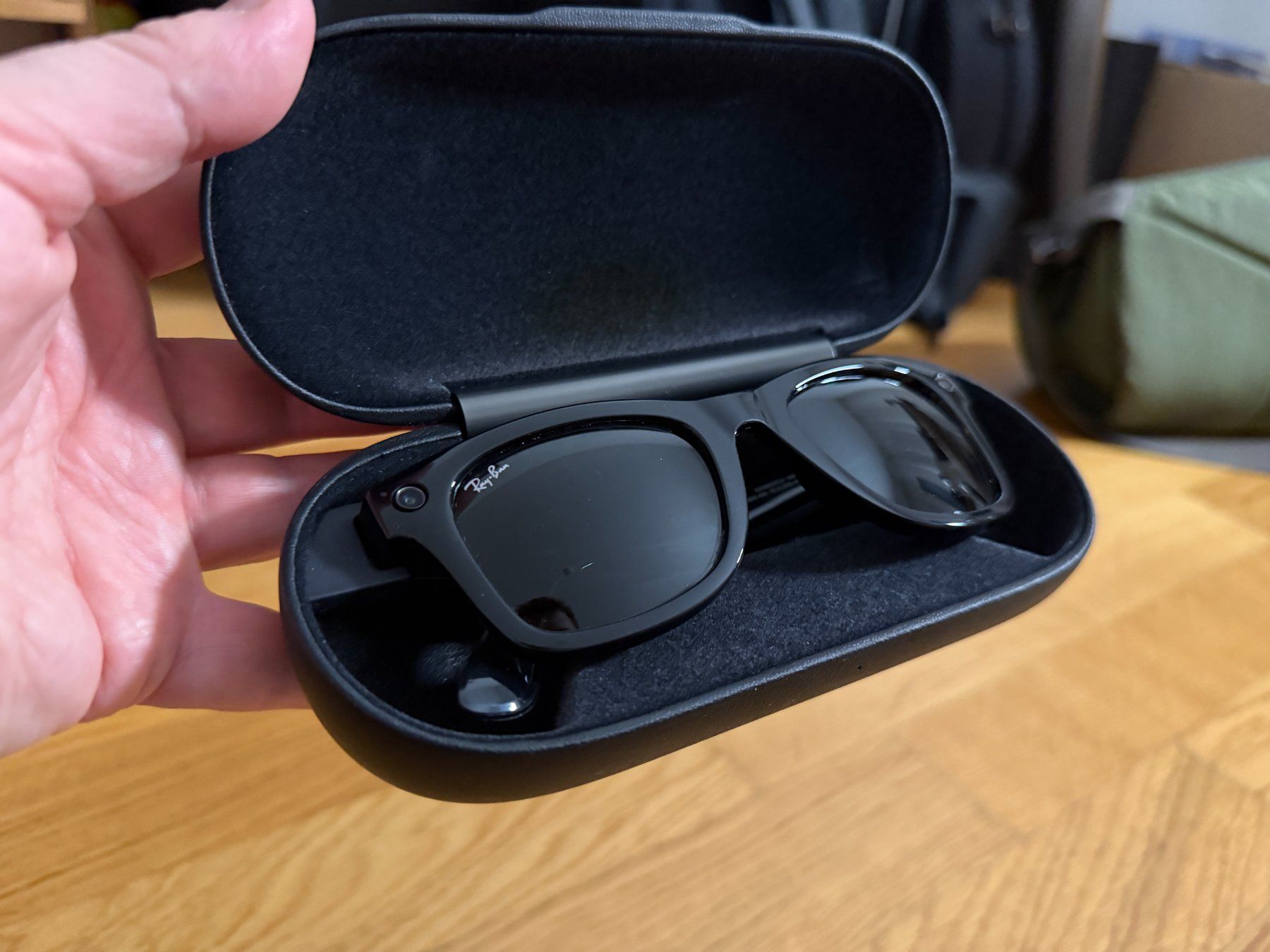 Ray-Ban Stories – Wayfarer – Smart Audio, Calls & Voice (Gebraucht) in ...