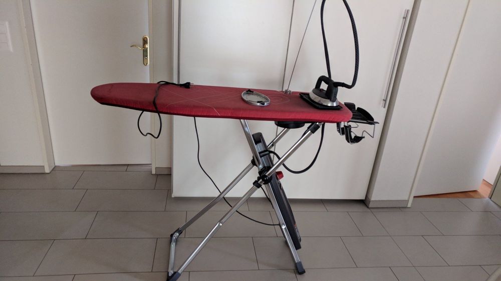 Laurastar Magic Evolution 2 , mit Zubehör (Defekt) in Dielsdorf für CHF ...