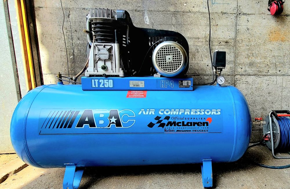 Kompressor 250 liter | Kaufen auf Ricardo