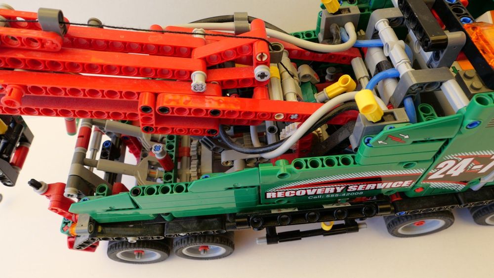 Lego Technic Recovery Truck (Gebraucht) in Erlenbach für CHF 85 – mit ...