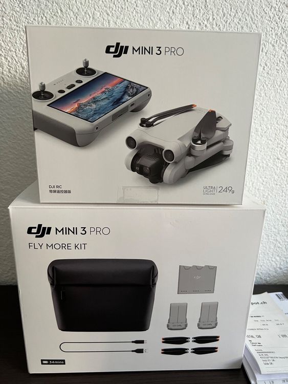 DJI Mini 3 Pro + RC Controller + Fly More Kit (249 g, 48 MP, (Neu und ...