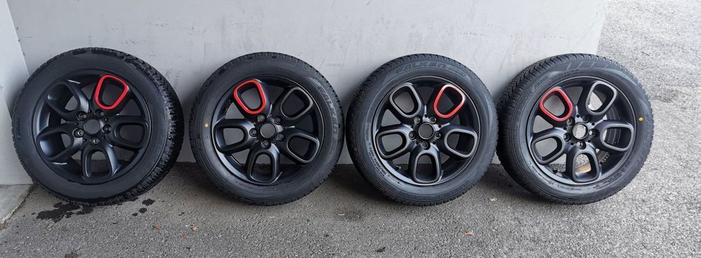 Mini Cooper komplett Räder 16" Loop Spoke schwarz (Gebraucht) in für ...