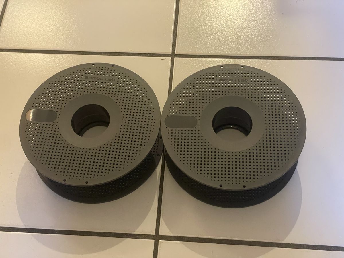 2x Bambu Lab Reusable Spool - High Temperature Resistance (Gebraucht) in Thun für CHF 30 – mit ...