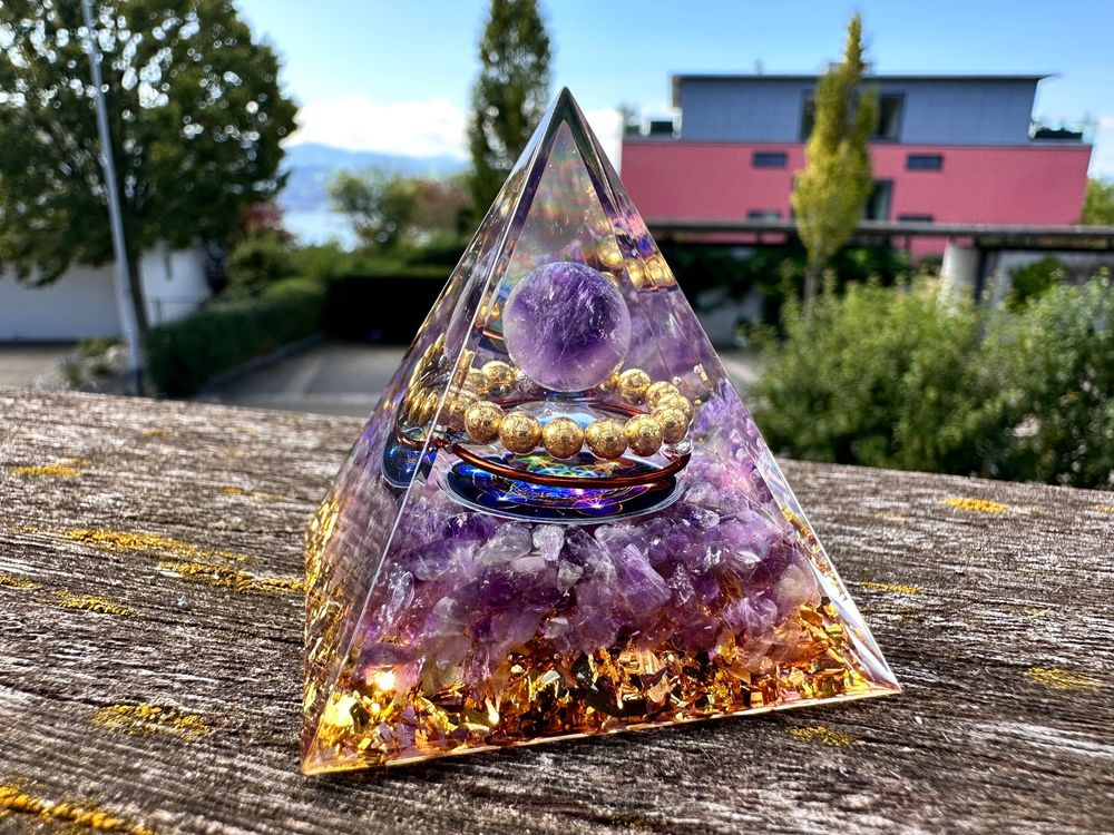 Orgonit Pyramide, Amethyst, Chakra | Kaufen auf Ricardo