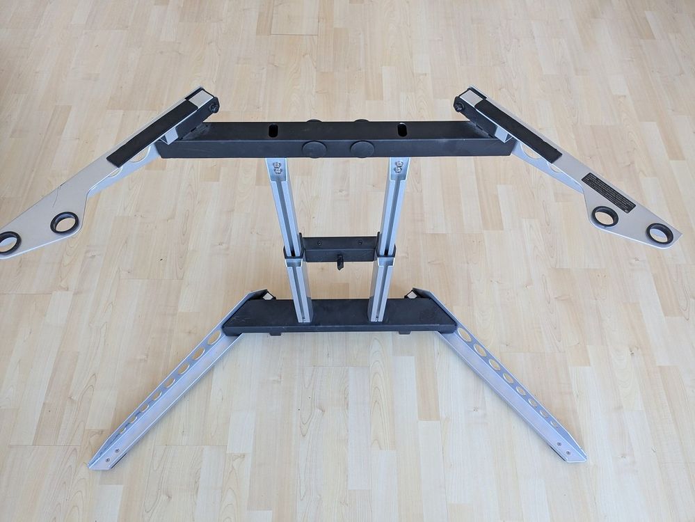 Roland KS-J8 Keyboardständer (wie neu) (Gebraucht) in Altendorf für CHF ...