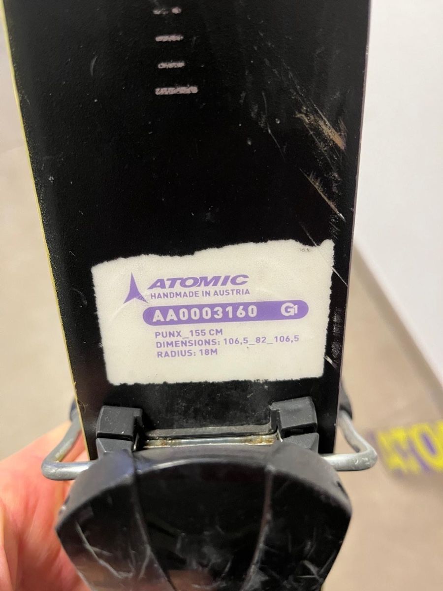 Atomic Freestyle Ski - inkl. Bindung Atomic (Gebraucht) in Hendschiken ...