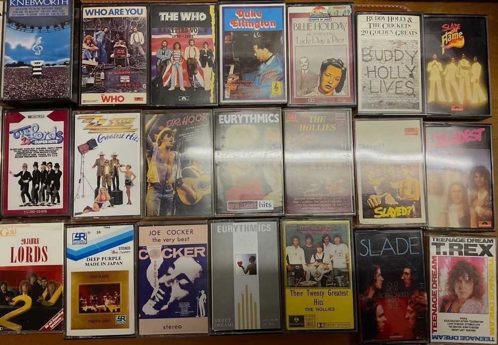 🎸 SAMMLUNG 37 MUSICCASSETTEN - TOPP ! 🎸 (Gebraucht) in Waltenschwil für CHF 120 – nur Abholung ...