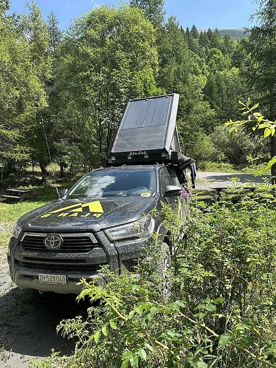 AluCab Dachzelt, 270° Markiese u. Duschkabine, Solarpannels (Gebraucht ...