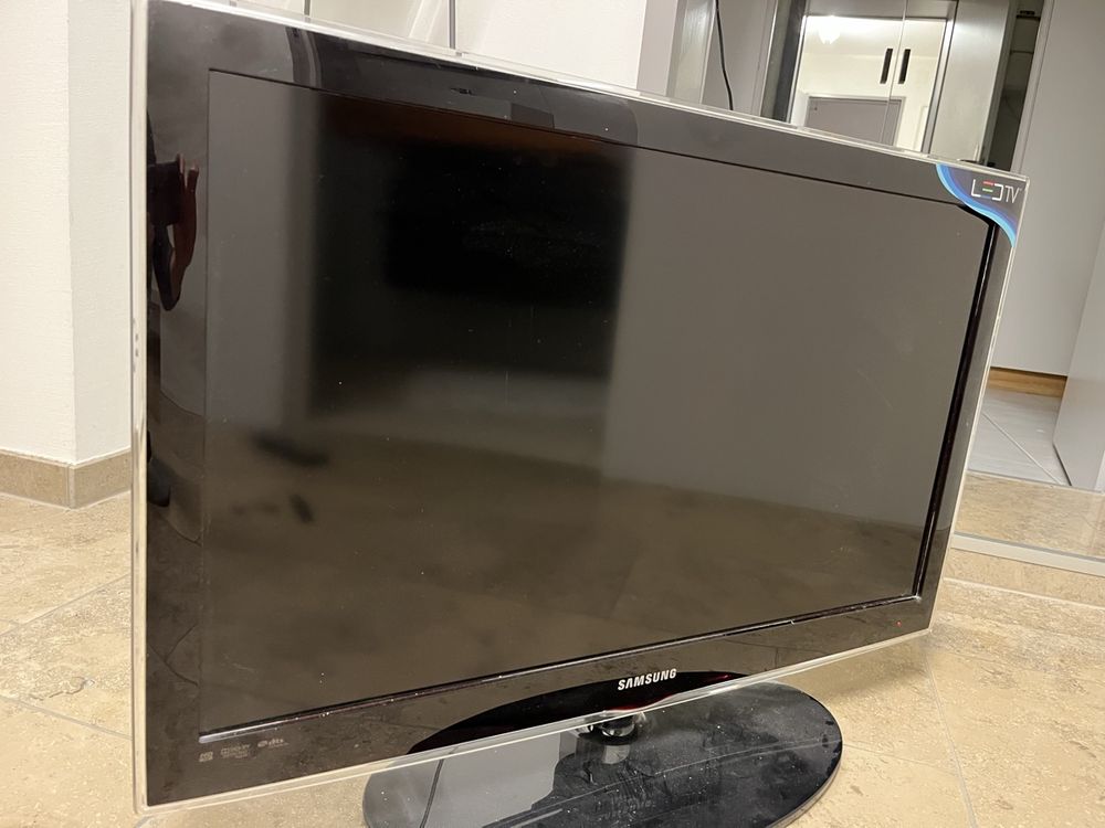 Samsung LCD-TV UE32C4000PW mit Fernbedienung (Gebraucht) in Jona für ...