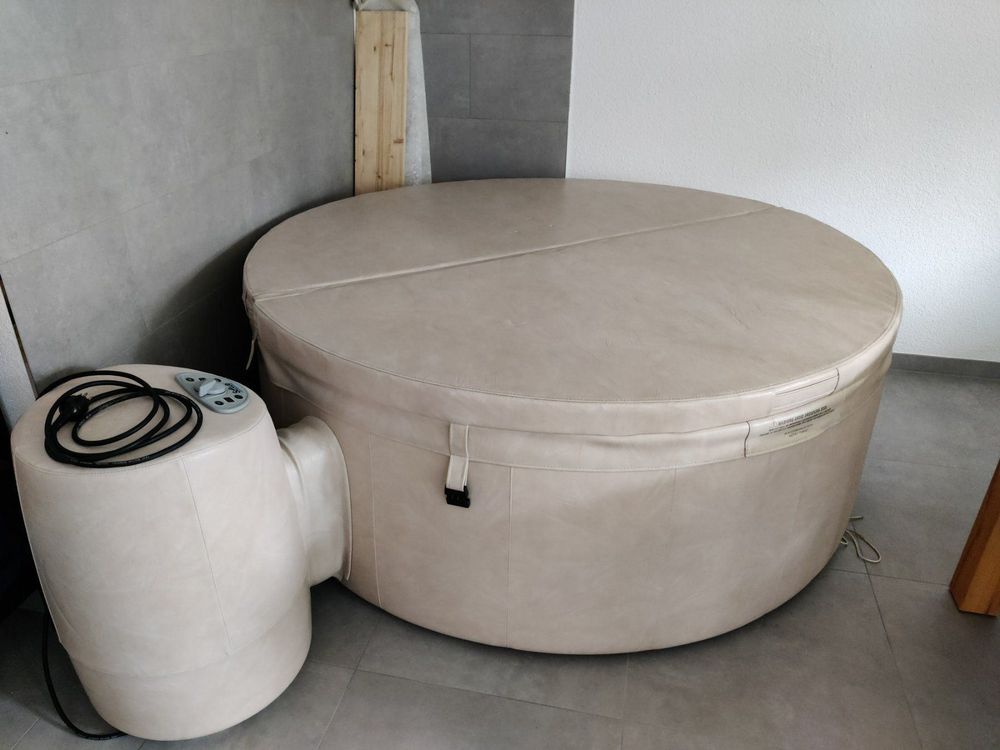 Softub Whirlpool T-140s (Gebraucht) in Gibswil für CHF 1520 – nur ...