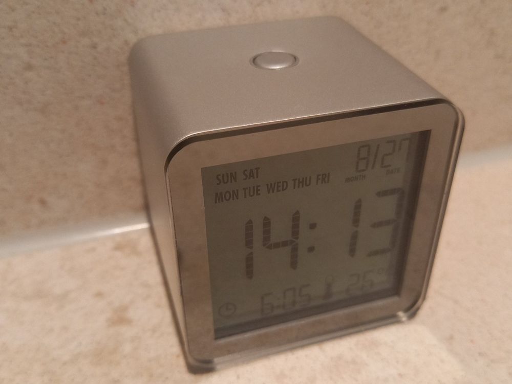 LEXON Cube Wecker | Kaufen auf Ricardo