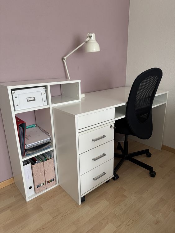 Schreibtisch inkl. Rollkommode und Winkelregal (Gebraucht) in Zuzwil SG für CHF 50 – nur ...