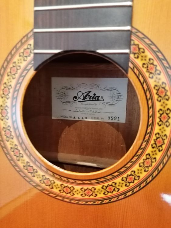Klasische Gitarre Aria A550 mit original Gitarrentasche | Kaufen auf ...