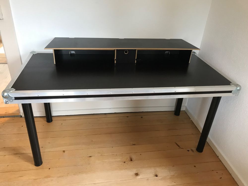 Bureau pour home studio / production, style "flight case" (D'occasion ...
