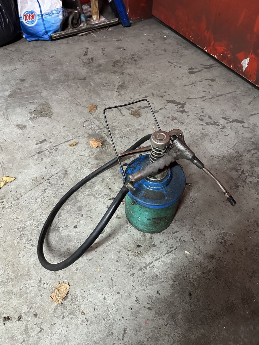 Vintage Mini-Lube Fettpresse, Modell KR - Rarität! (Gebraucht) in ...